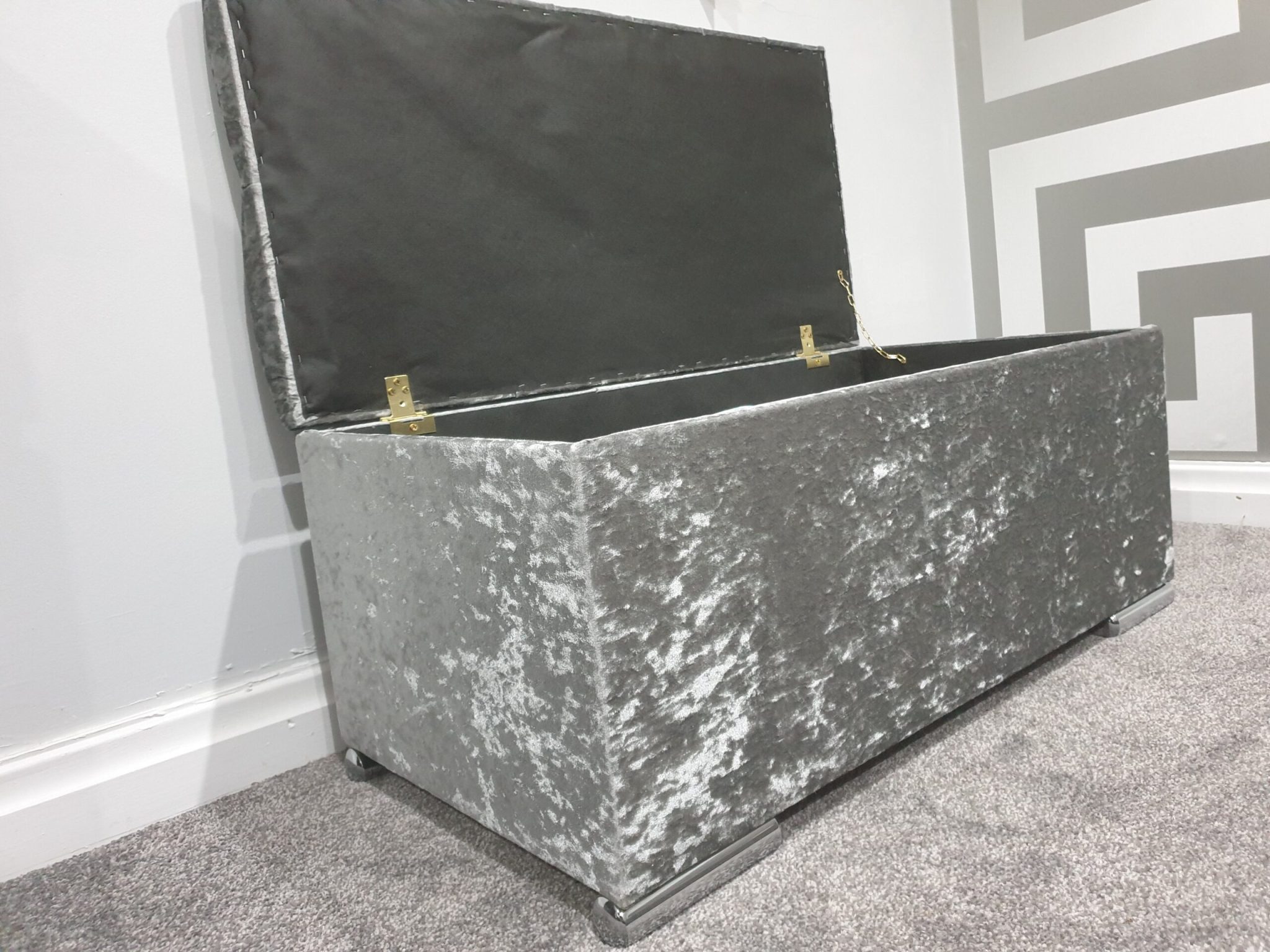 Bobby Storage Box - Locally Crafted - Plush Furniture